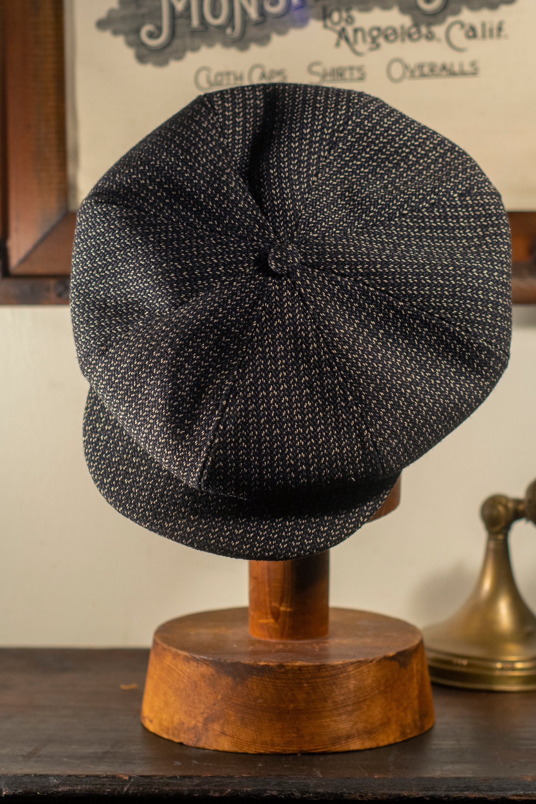 8/4 Crown Caps – Monsivais & Co.