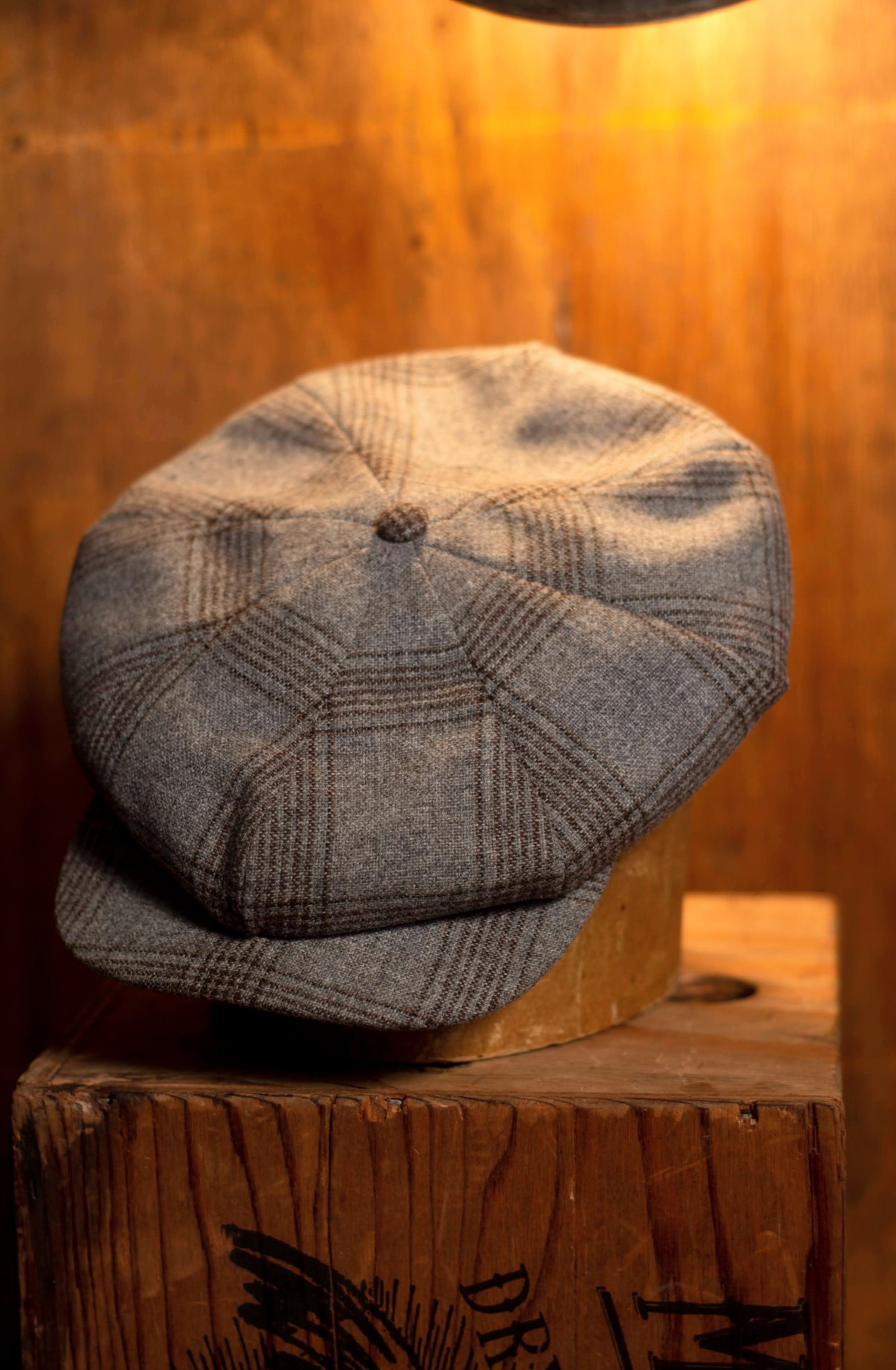 8/4 Crown Caps – Monsivais & Co.