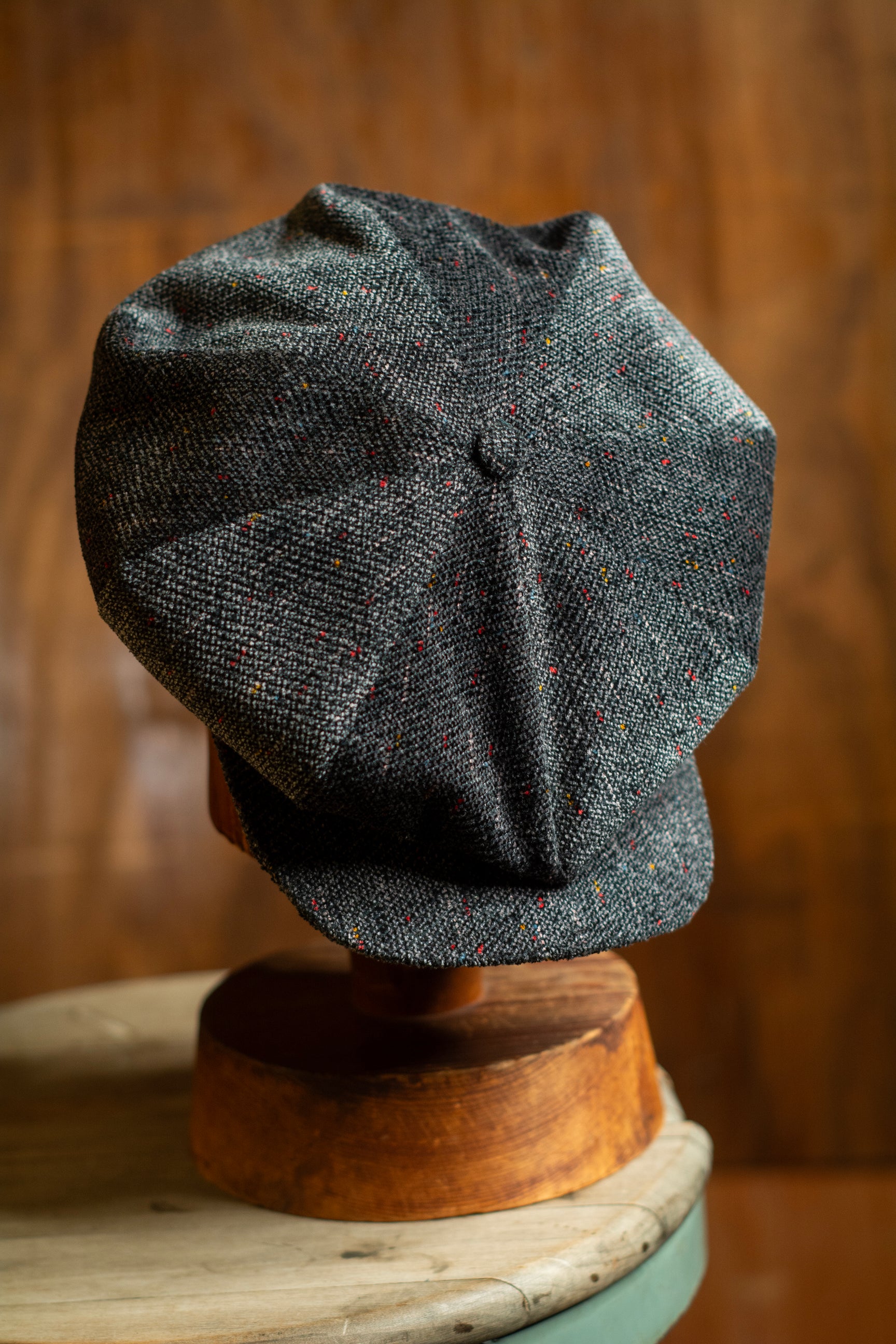 8/4 Crown Caps – Monsivais & Co.